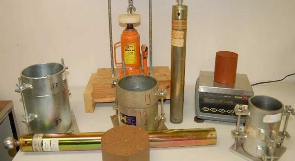 آزمایش تراکم خاک - به روش پروکتور استاندارد به روش پروکتور اصلاح شده